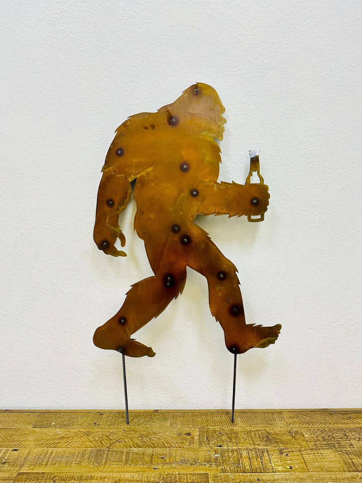 30-836 - Bigfoot With Bottle – Rustic Farm Imports